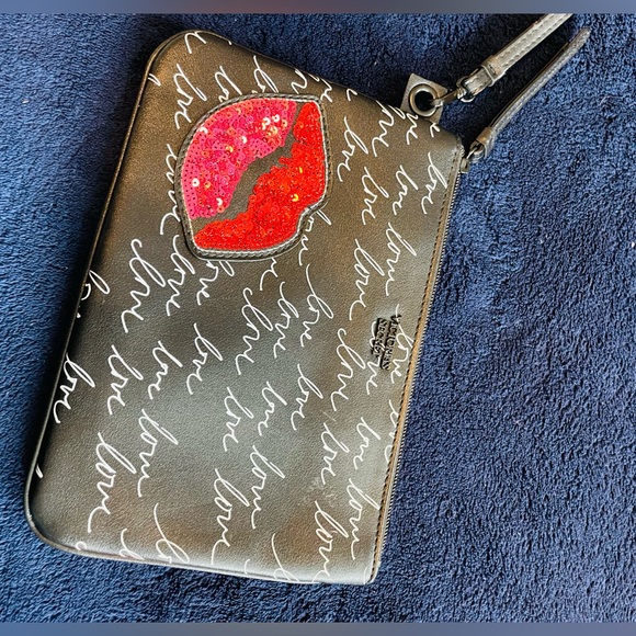 Victoria's Secret | Bags | New Victorias Secret Lip Script Night ...